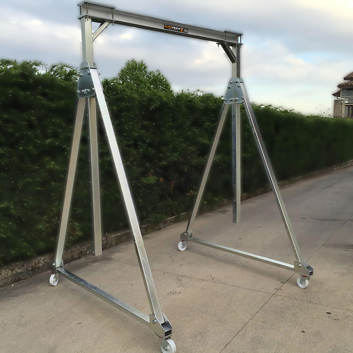Gru a Portale o a cavalletto tipo "ALUFER" su ruote regolabile ...