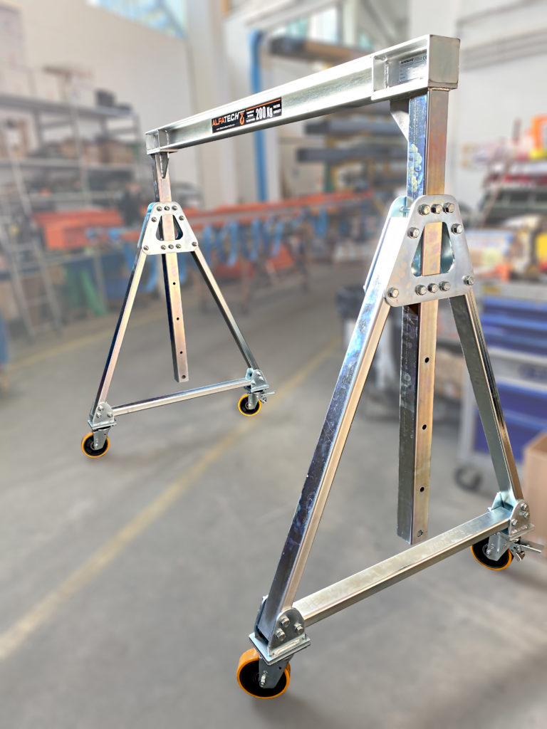 Gru a Portale o a cavalletto tipo "ALUFER" su ruote regolabile ...