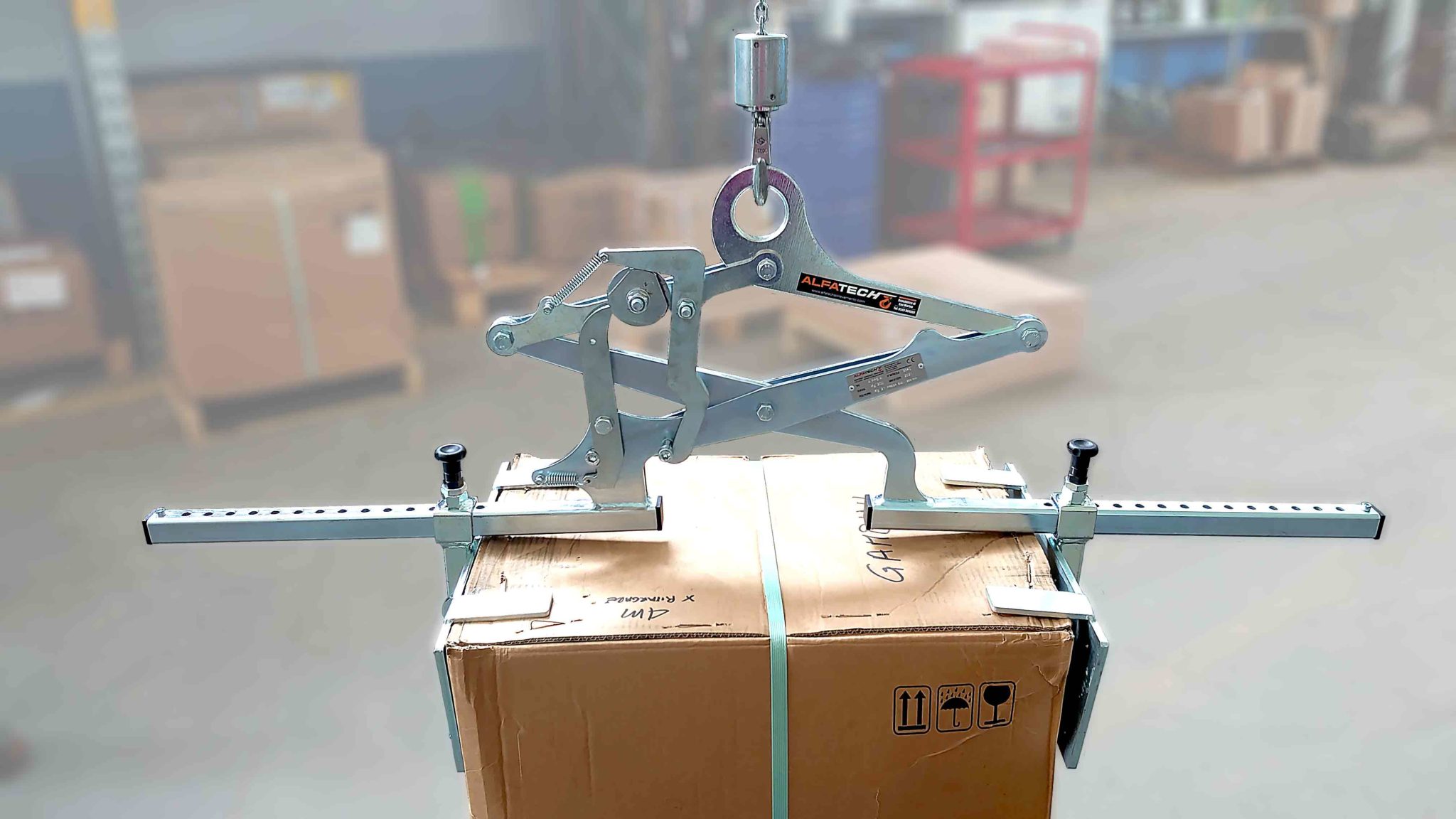 Pinze per scatole di cartone - Alfatech - Specialisti in impianti di ...